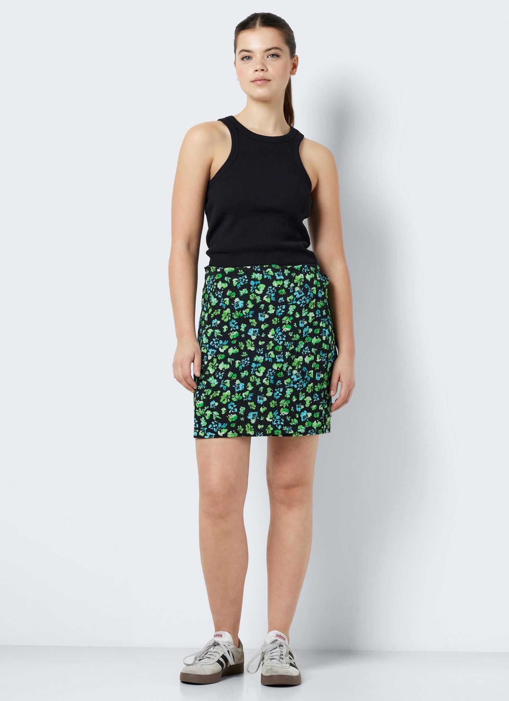 Noisy May Jupes courtes Jupe mini - Nmcate Hw Wrap Skirt Wvn femme noir ...