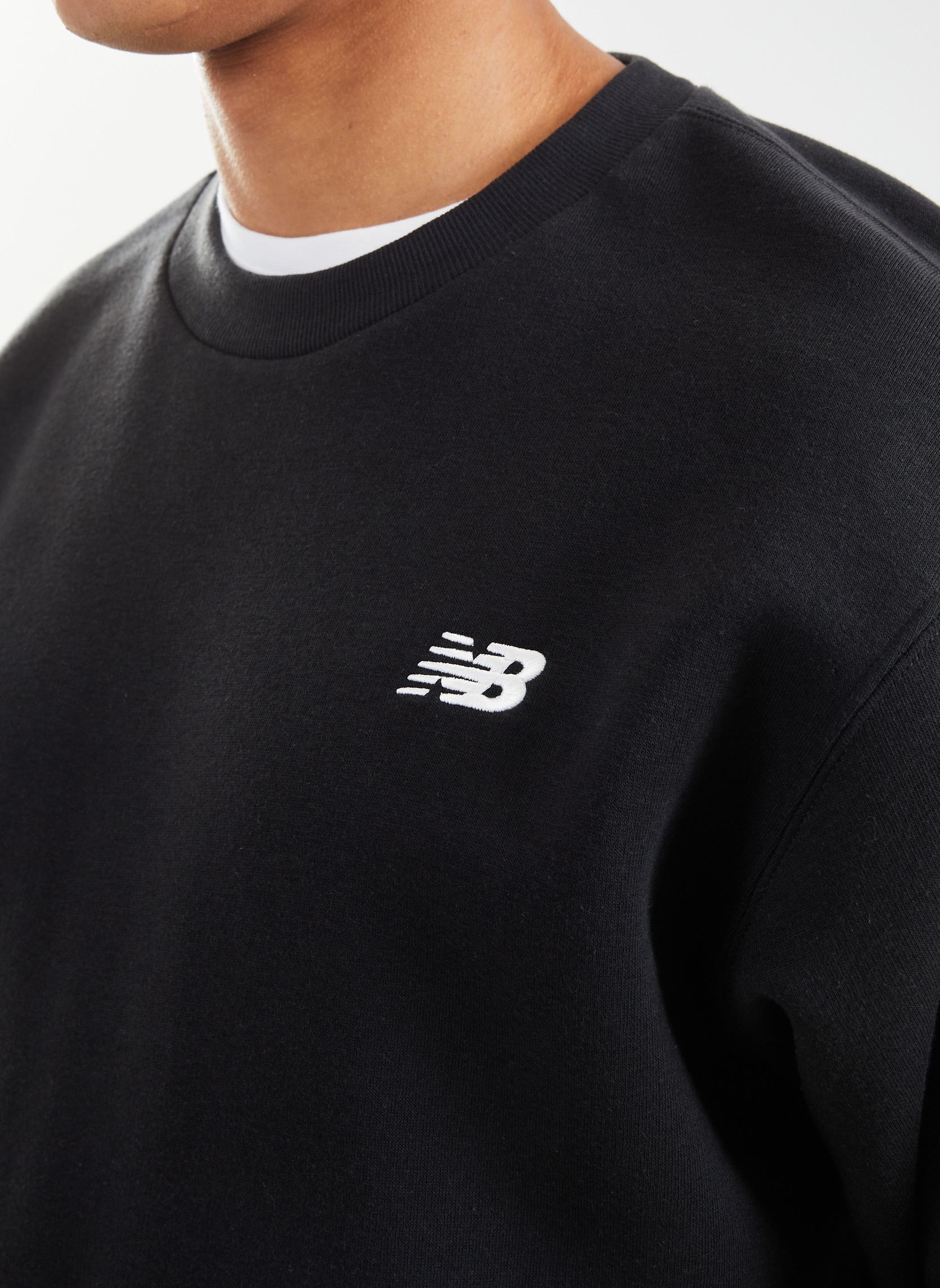 Bestel New Balance Sweatshirts Sport Essentials Fleece Crew M heren ...