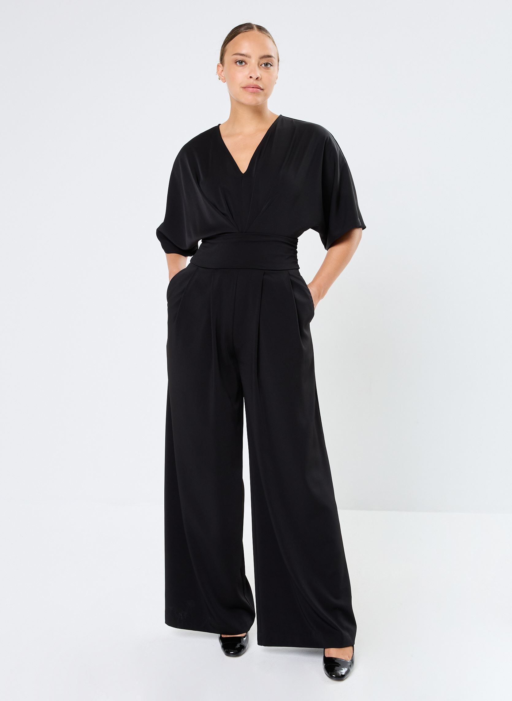 Pantalones tipo mono VILENS 2/4 JUMPSUIT/ROU mujer negro Vila | Sarenza ...