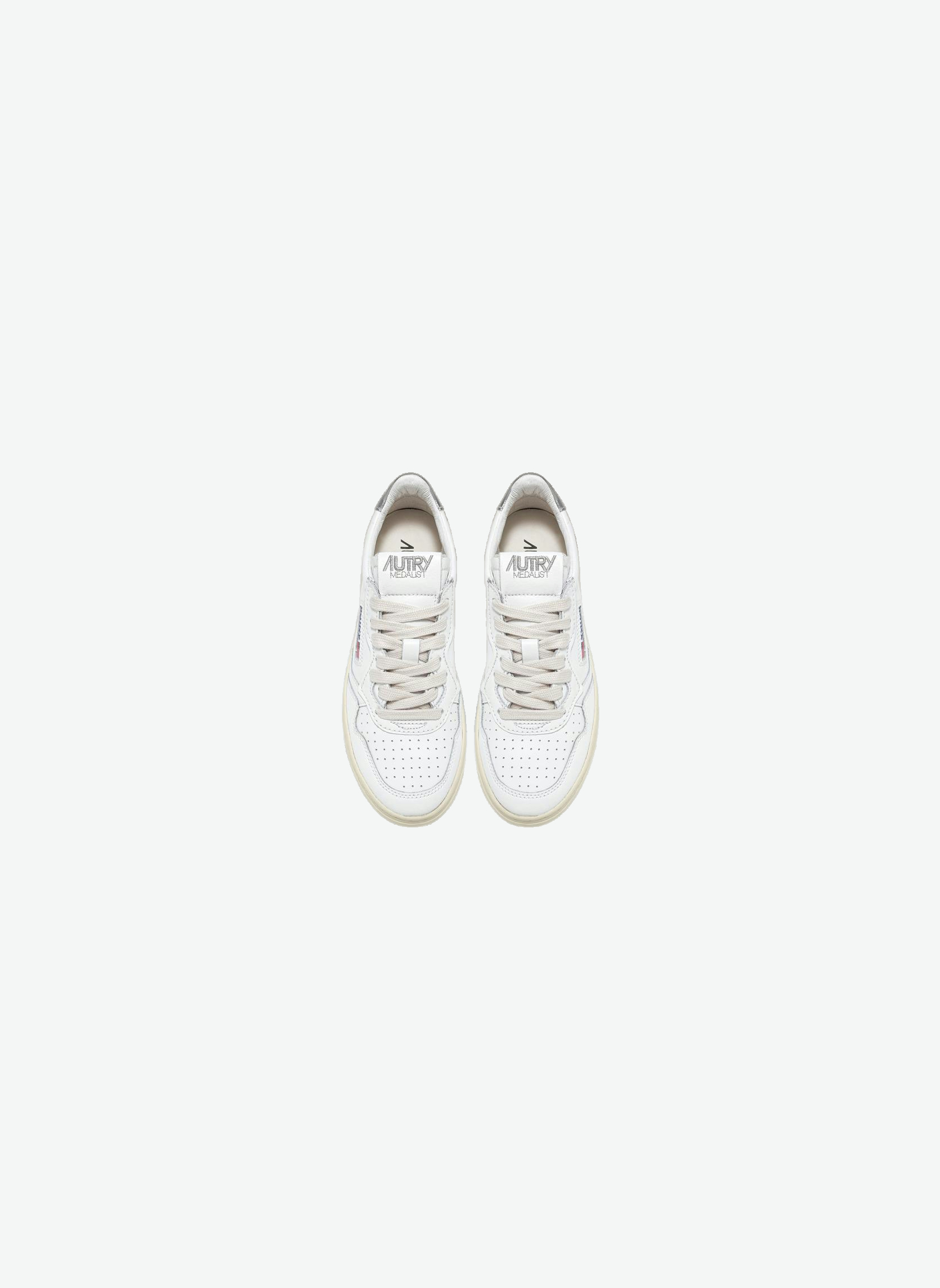 Autry Baskets Sneakers Autry Medalist Low Blanc / Argenté femme blanc ...