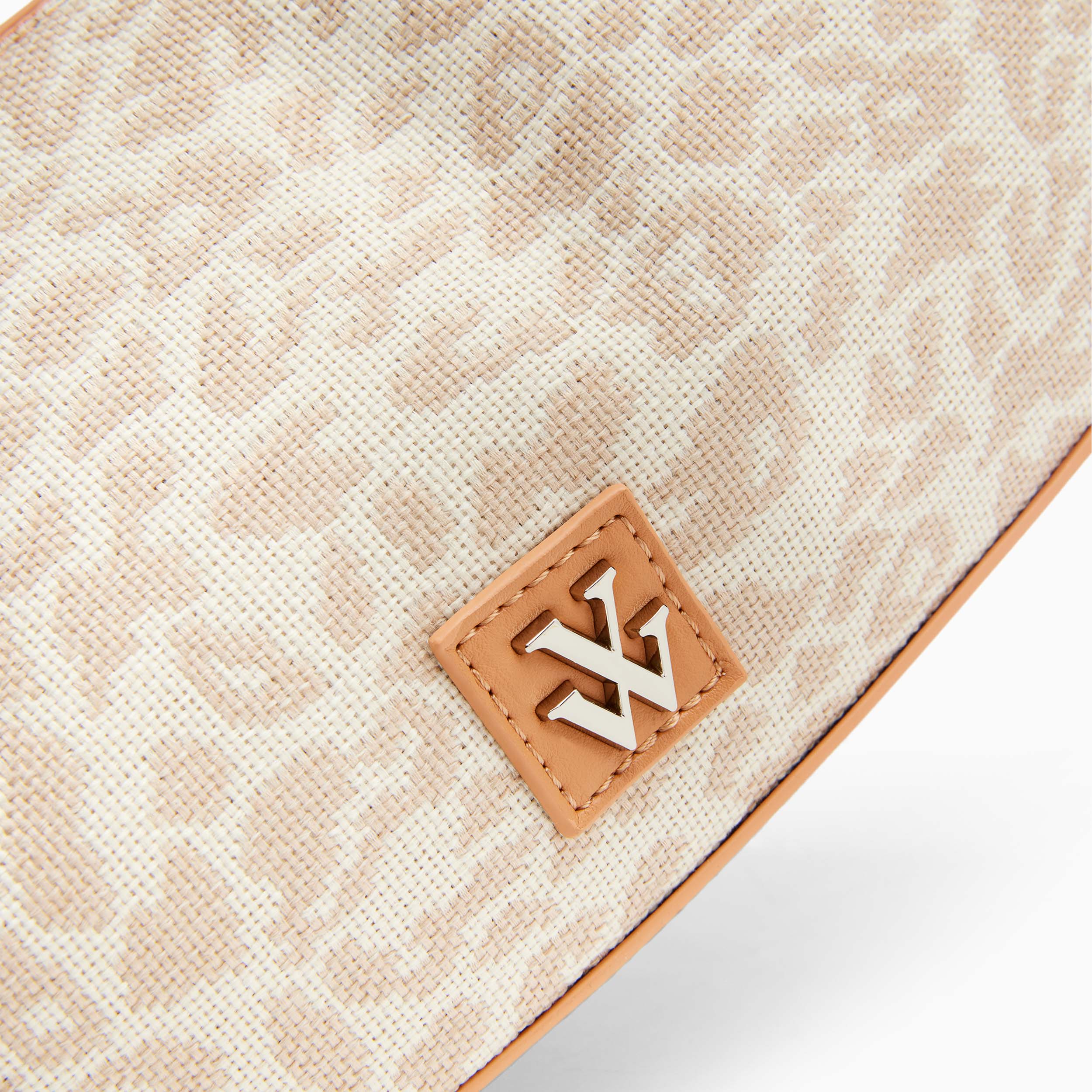 Vanessa Wu Lexie (Beige) - Sacs à main chez Sarenza (864723)