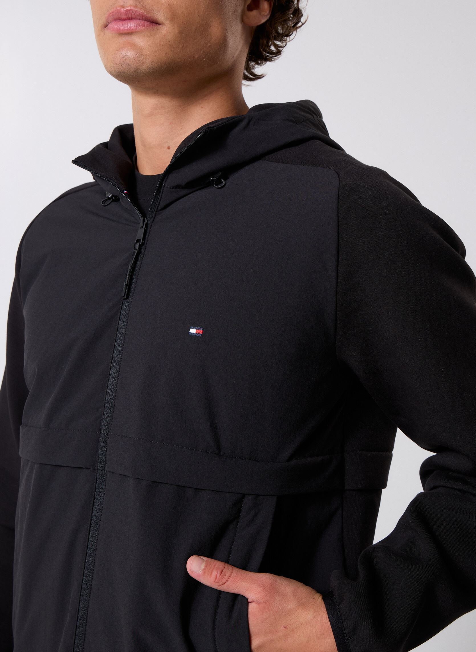 Tommy Hilfiger Giubbotti PERFORMANCE MIXMEDIA MW0MW39870BDS uomo nero ...