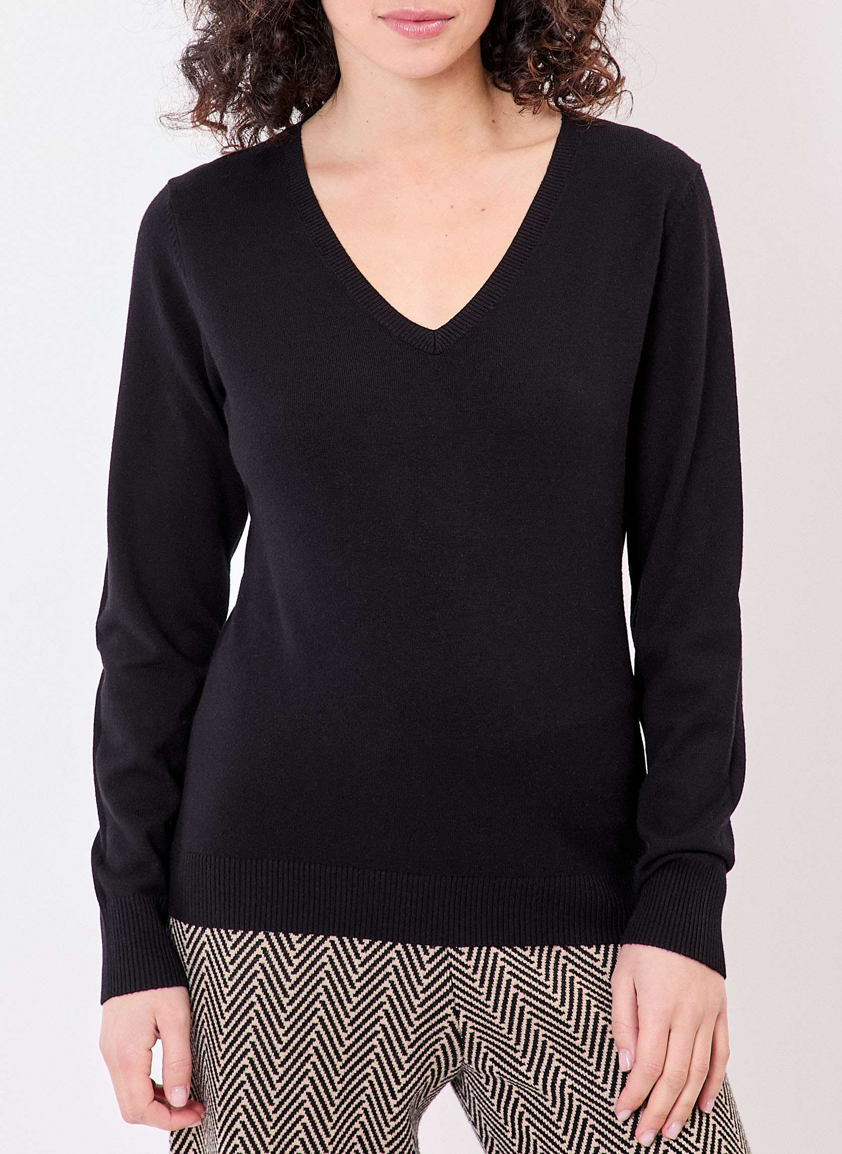 La Fiancée Pulls Pull maille col V femme HAYA femme noir | Sarenza France