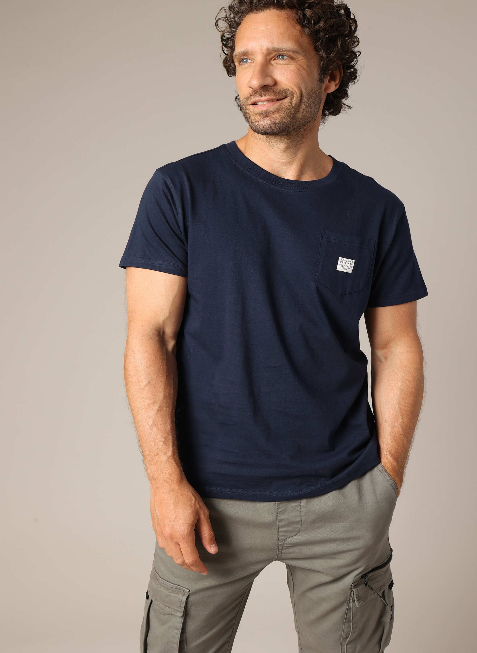 Deeluxe Tee-shirts manches courtes T-Shirt BASITO homme bleu | Sarenza ...