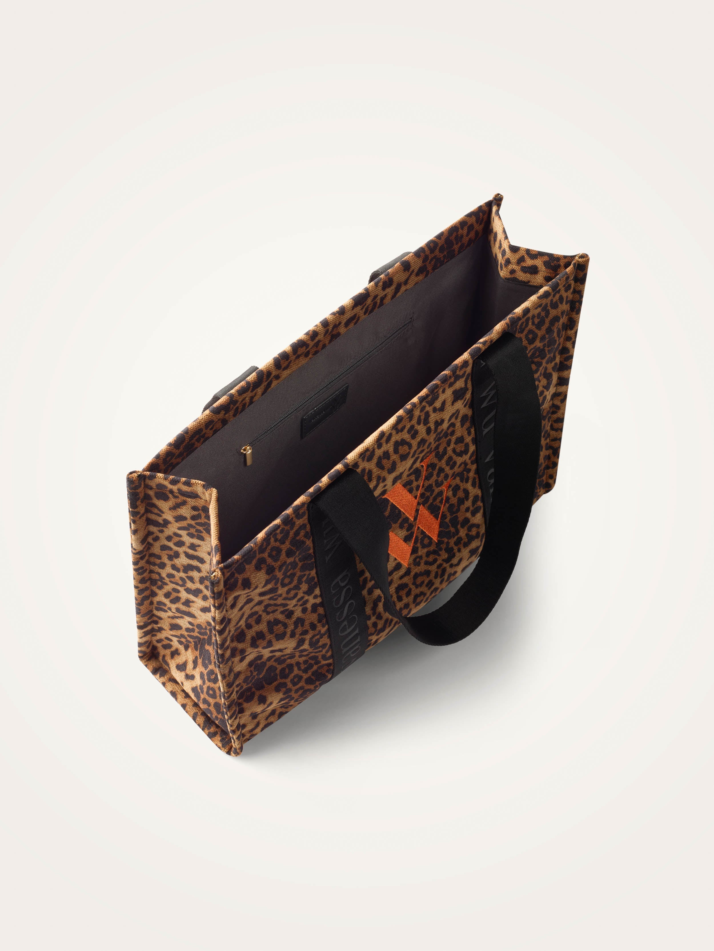 Vanessa Wu Cabas Sac Carla marron | Sarenza France