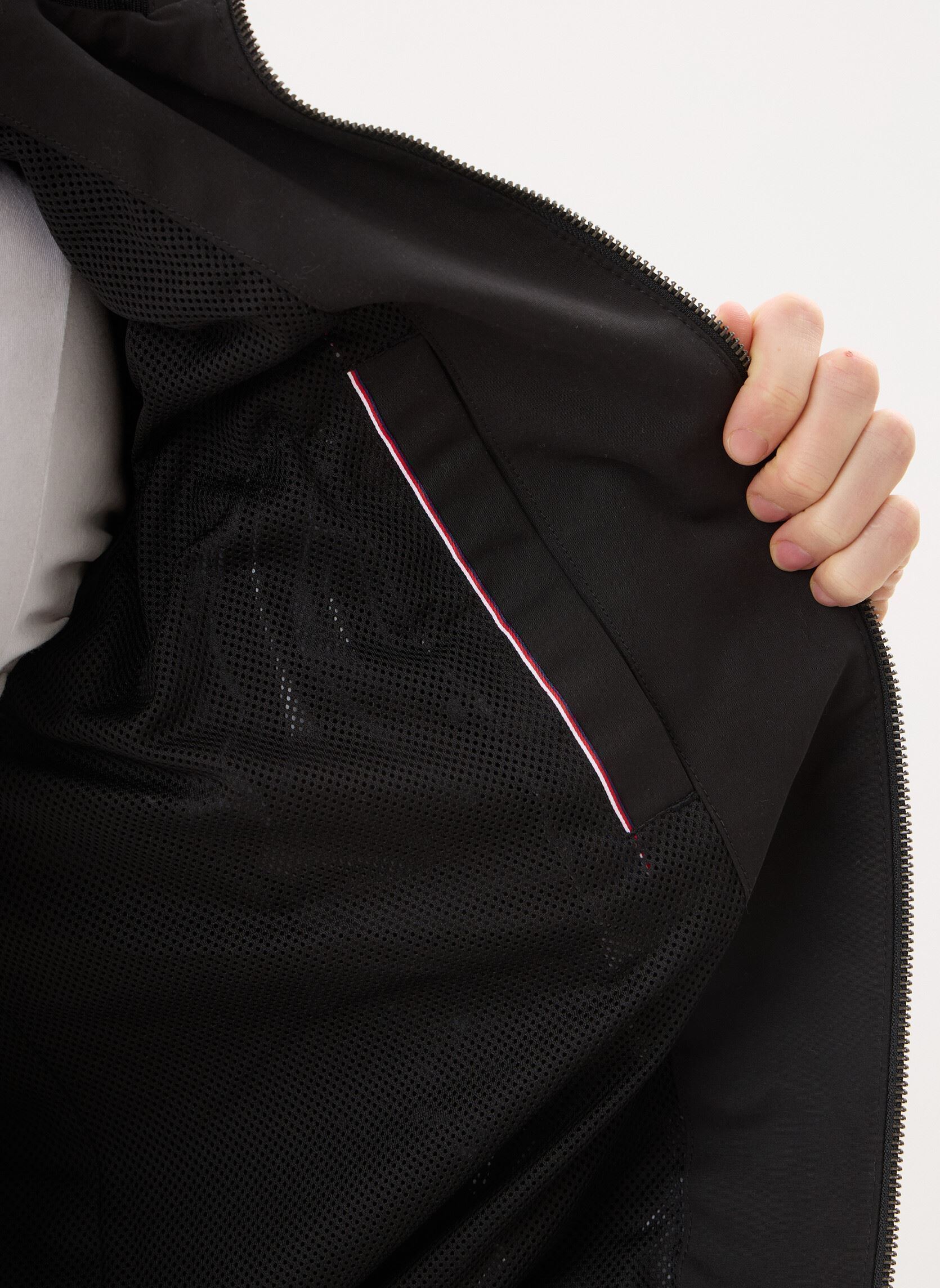 Tommy Jeans Blousons Tjm Essential Jacket DM0DM22720 homme noir ...