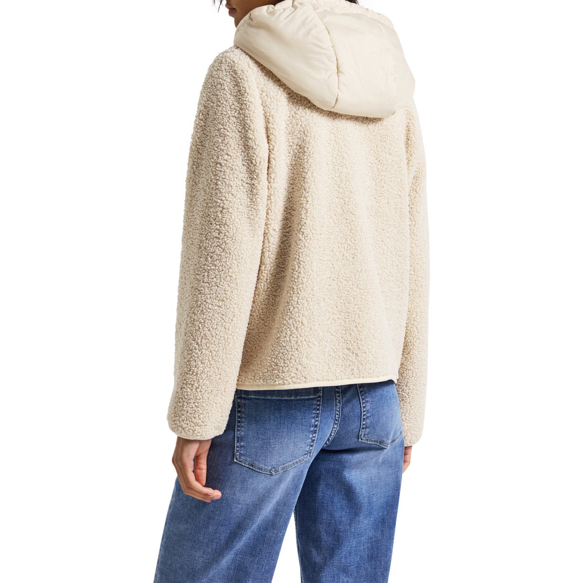 Street One Blousons Blouson beige en maille sherpa pourvu d'un col à ...