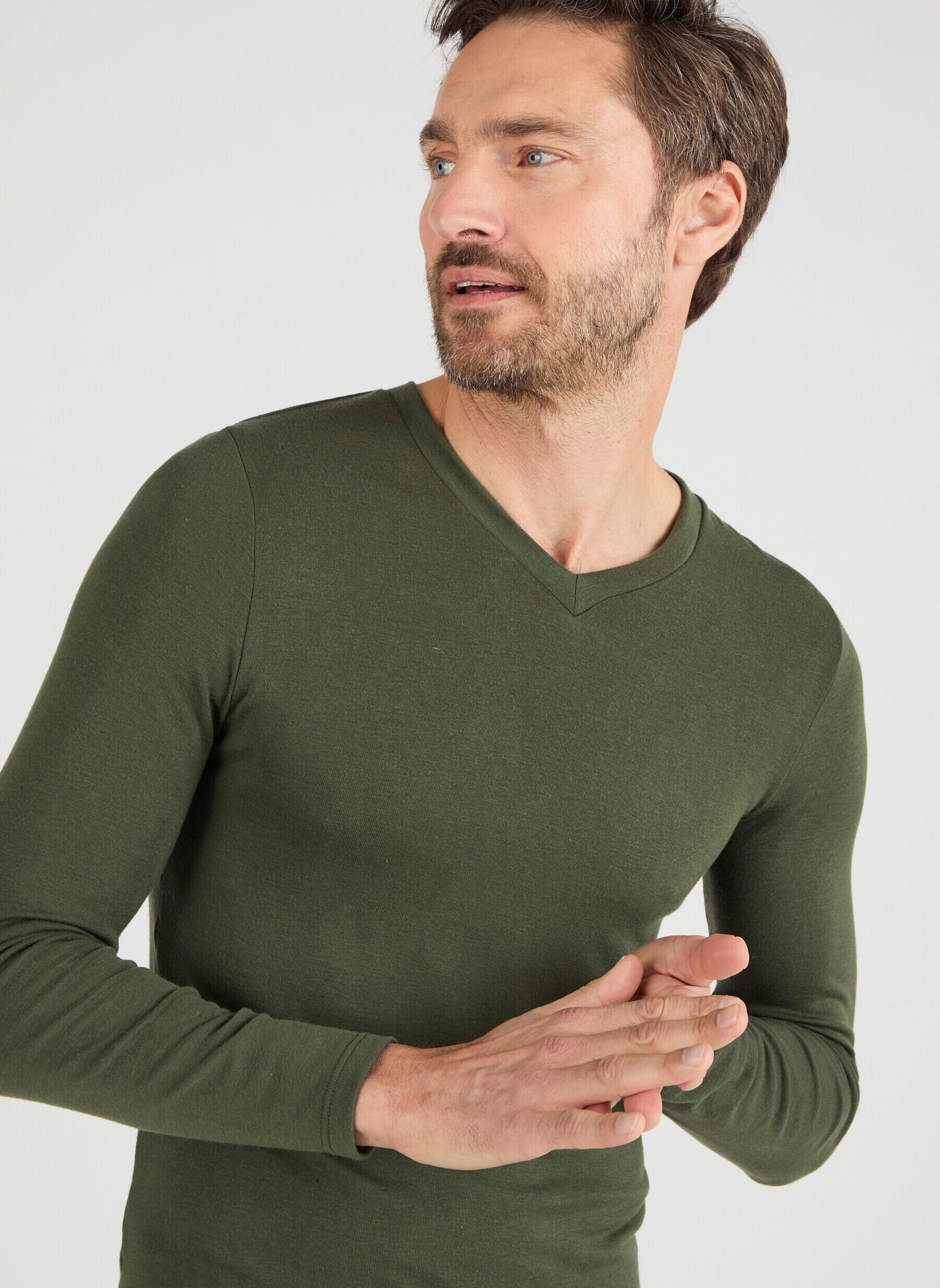 Damart Tee-shirts manches courtes T-shirt col V manches longues fine ...