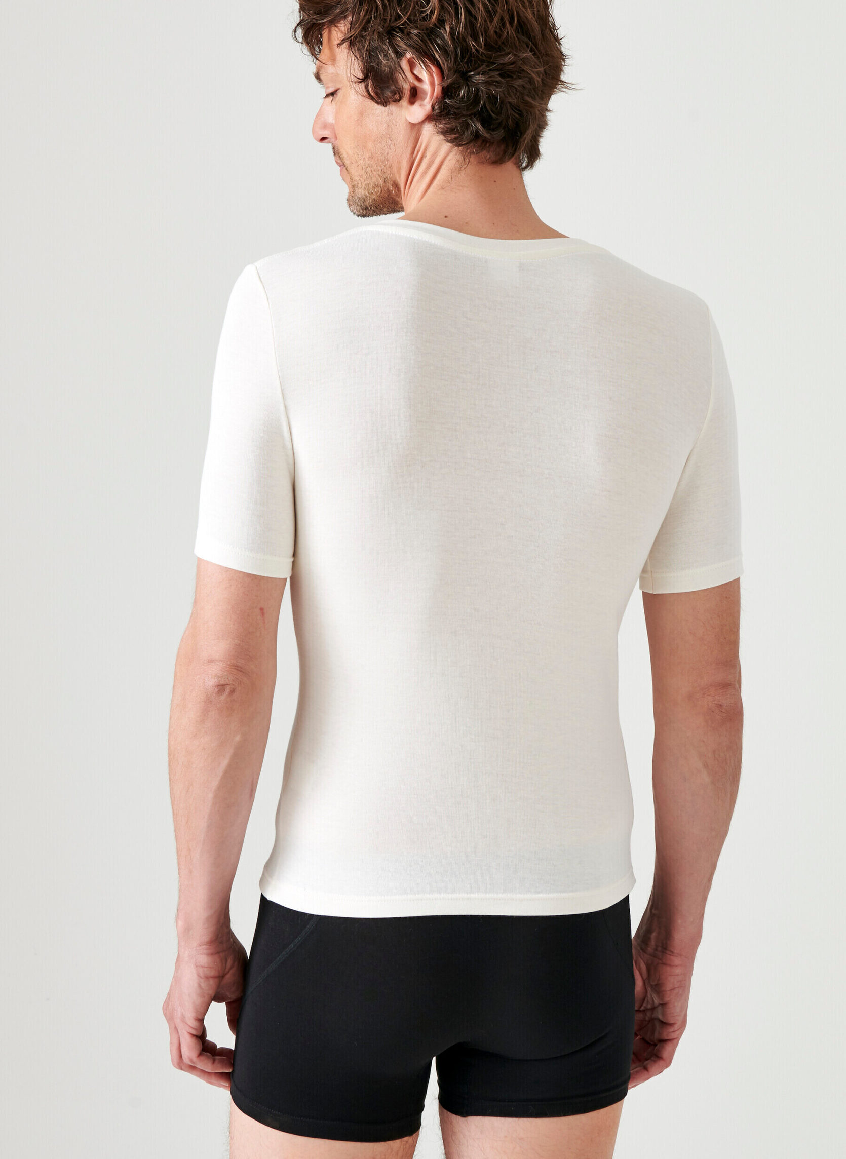 Damart Tee-shirts manches courtes T-shirt col V manches courtes fine ...