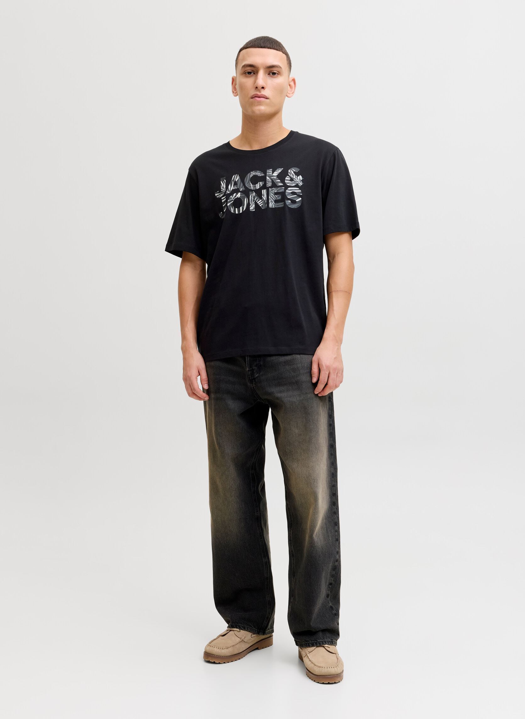 Jack & Jones T-shirt a maniche corte Jjejeff Logo Tee Ss Sn uomo nero ...