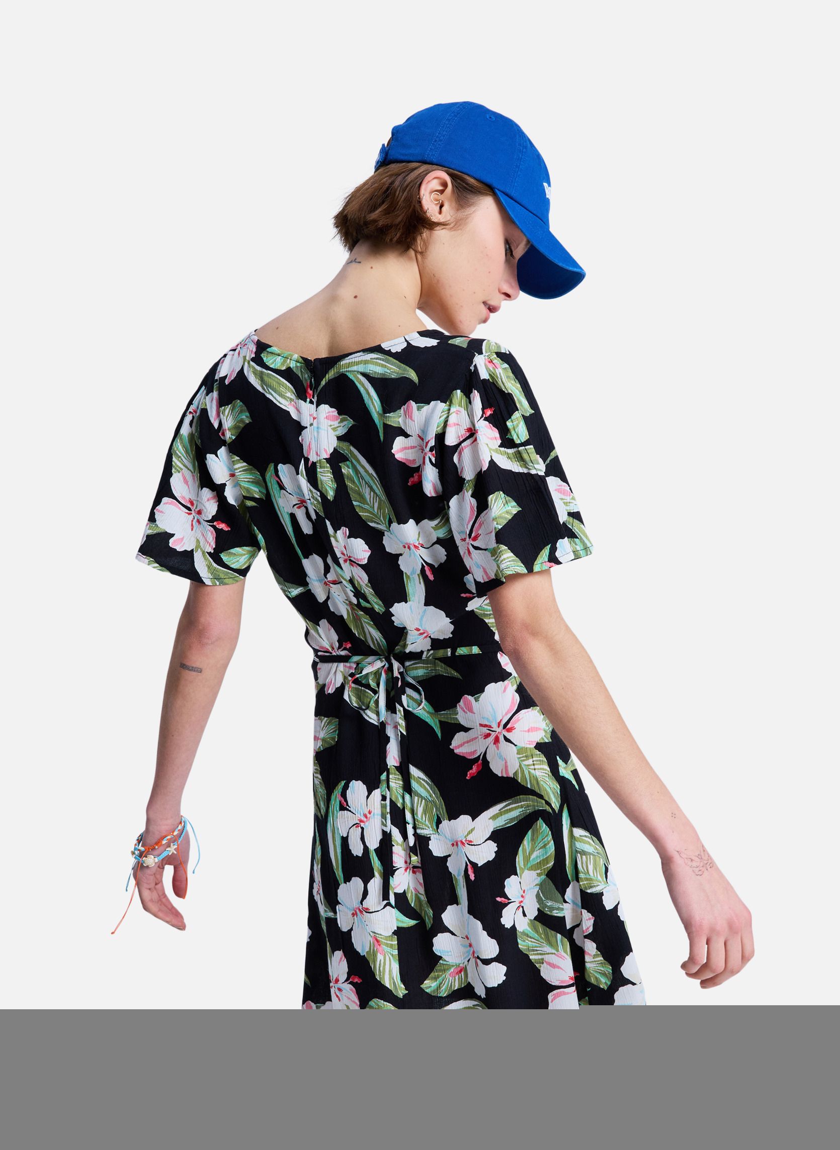 Roxy Robes Robe manches courtes FRESH BREEZE MINI. femme noir | Sarenza ...