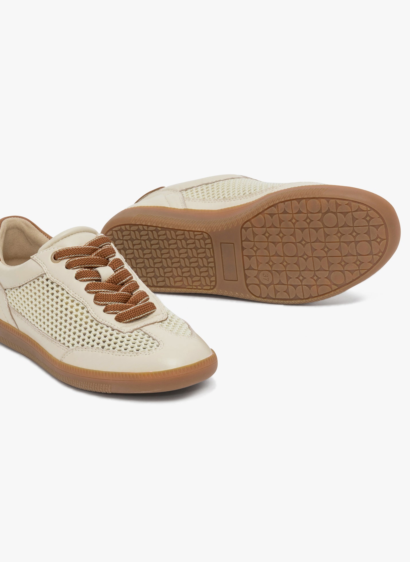 Bocage Baskets Basket LORISS Beige femme beige | Sarenza France