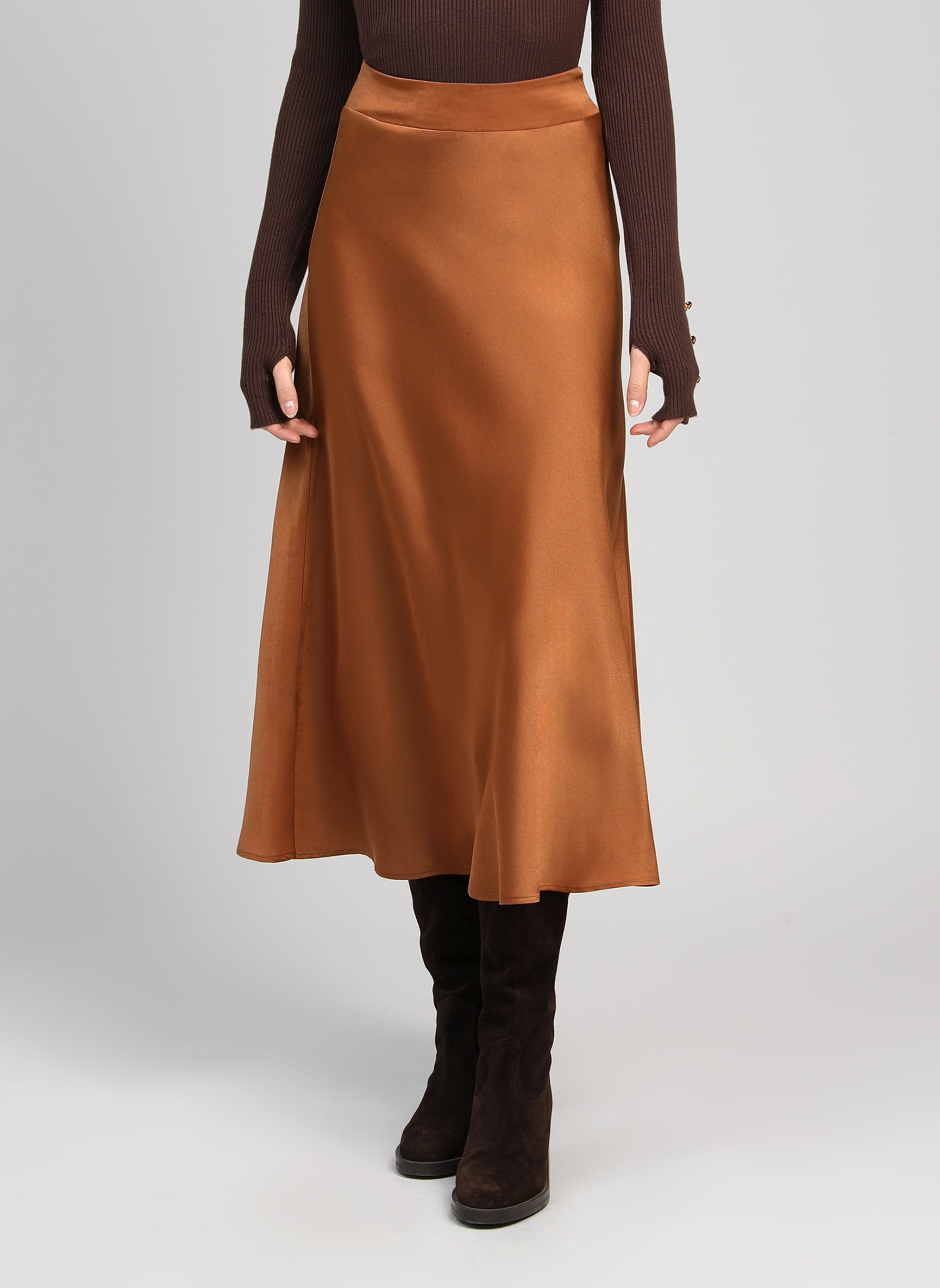 An'ge Jupes mi-longues JUPE LONGUE JAKIA daim femme beige | Sarenza France