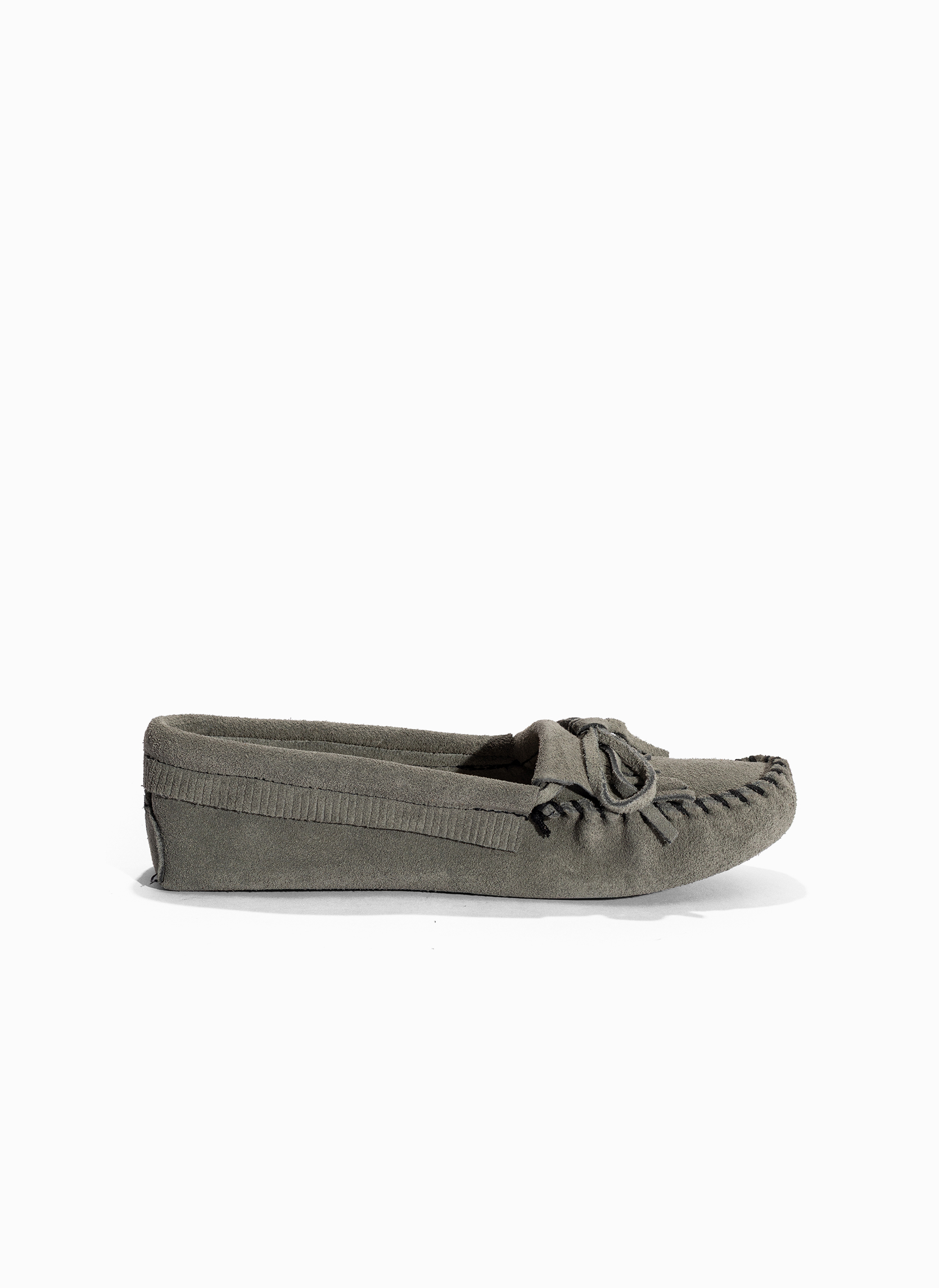 Minnetonka Mocassins femme gris | Sarenza France